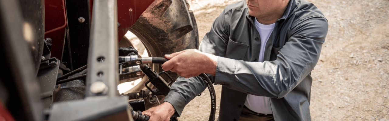 Choosing the Right Hydraulic Fluid for Your Machine | Tractor Supply Co.